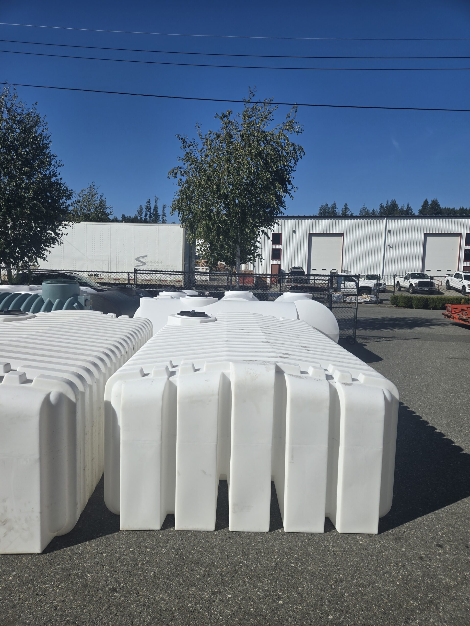 44335 - 2100 Imperial Gallon Low Profile Water Tank | MR. TANK - Water ...